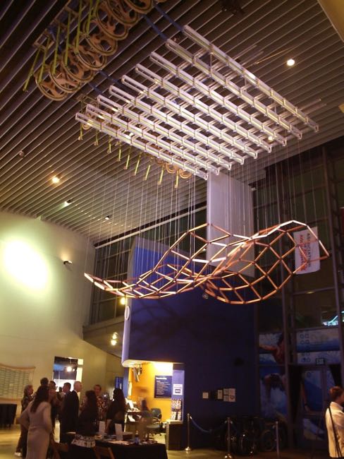 Free-Standing Wave – Reuben Margolin – Kinetic Artist